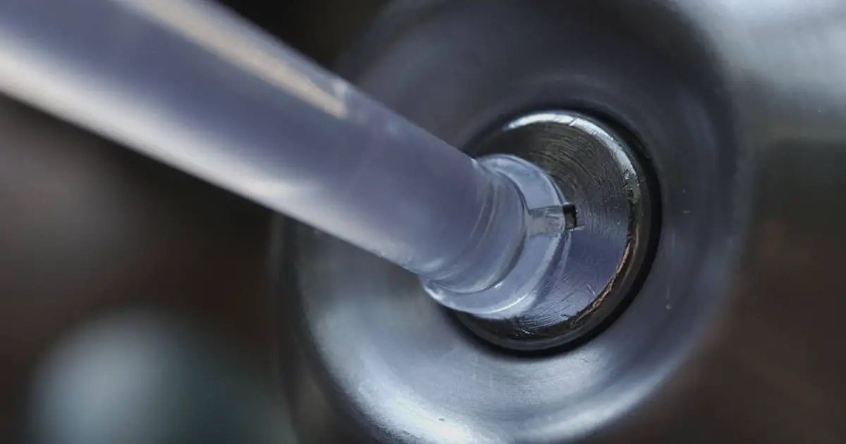 How to Remove a Broken Key From a Lock: 5 Best Tips!